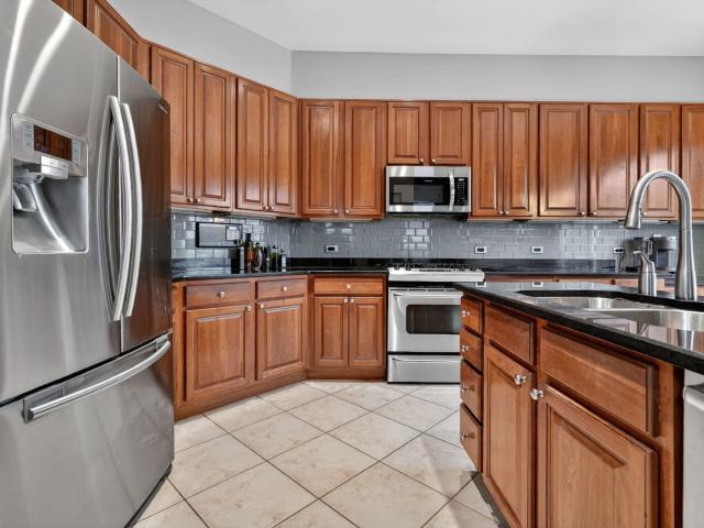 2072 Inverness Dr, Vernon Hills, IL 60061 | MLS #12621 | Compass