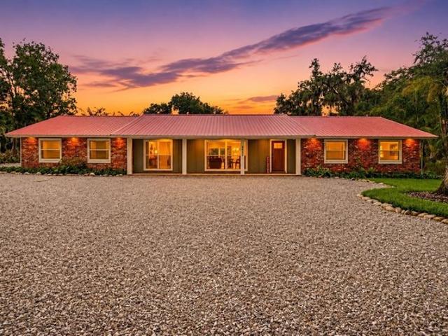2072 Lake Ariana Blvd, Auburndale, FL 33823
