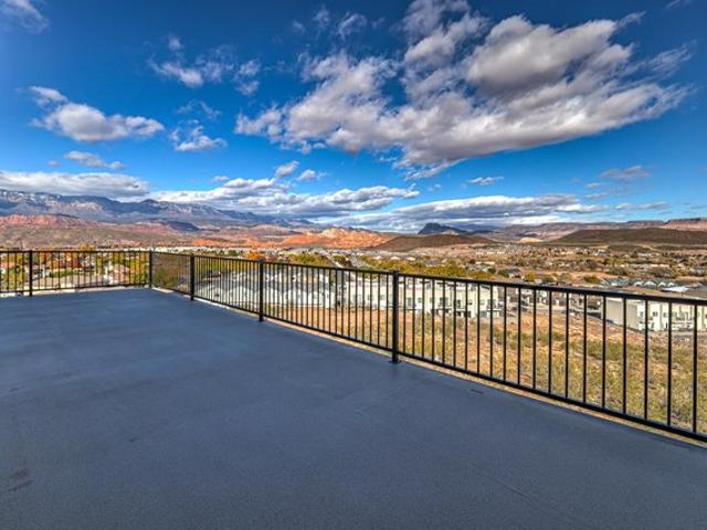 2072 W 320 S, Hurricane, UT 84737