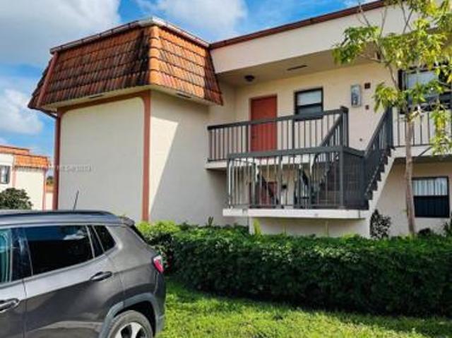 20735 8th Ct NE #201 12, Miami, FL 33179