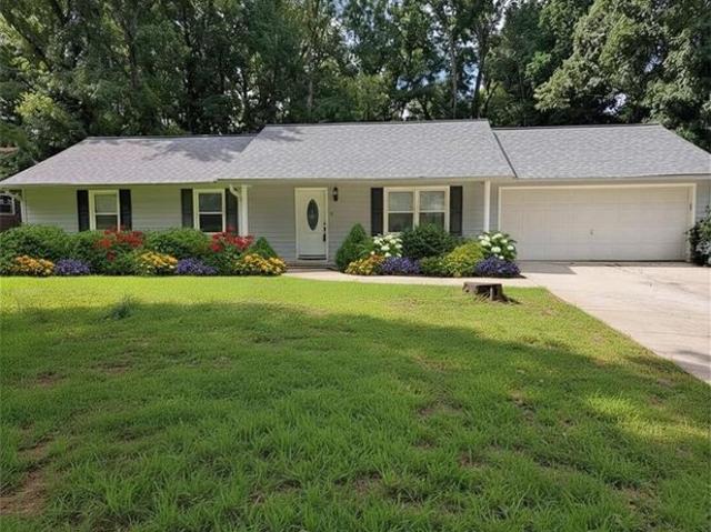 2073 Beachwood Dr SE, Conyers, GA 30013