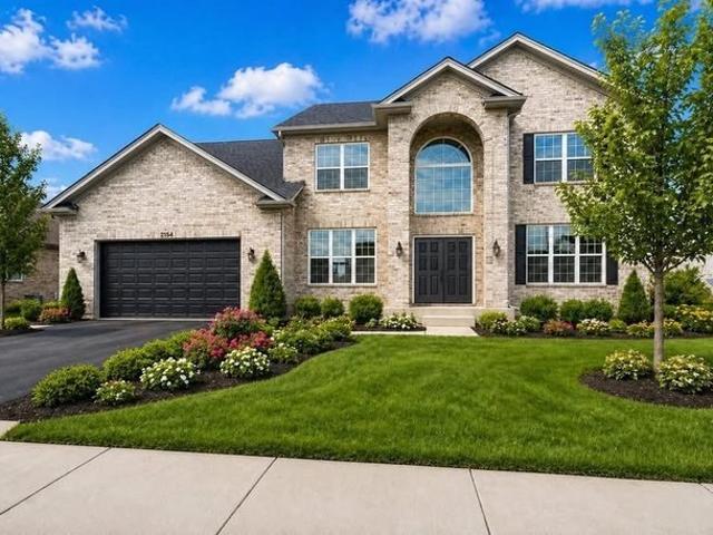 2073 Bilstone Dr, Lynwood, IL 60411