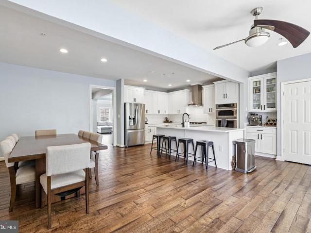 2073 Crescent Moon Court # 2