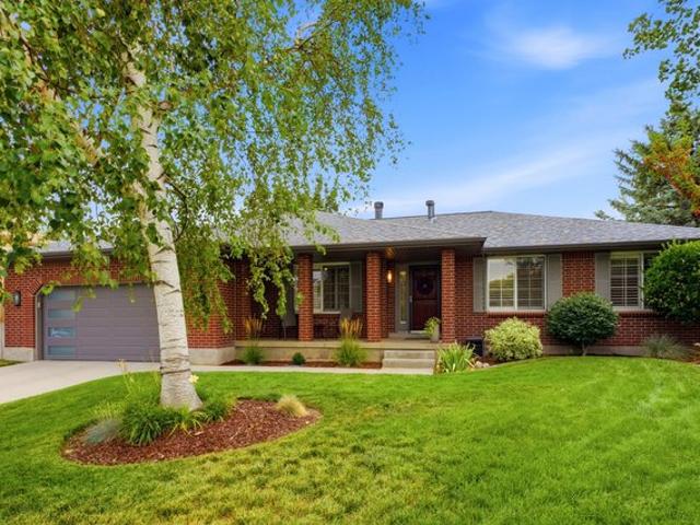 2073 E Village Point Way, Sandy, UT 84093