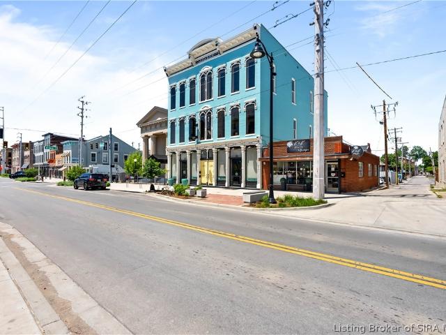 207 209 E Main Street