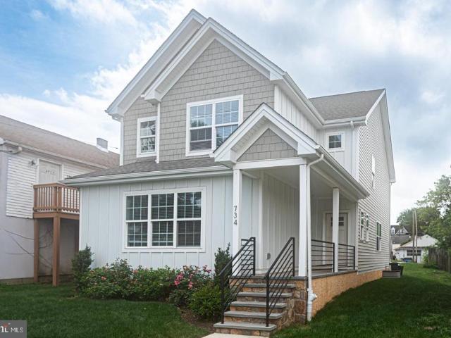 207 2Nd Avenue