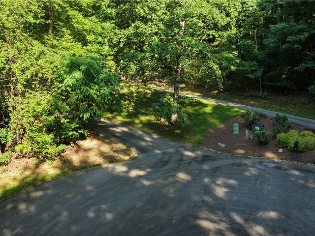 207 Cottage Side Trail