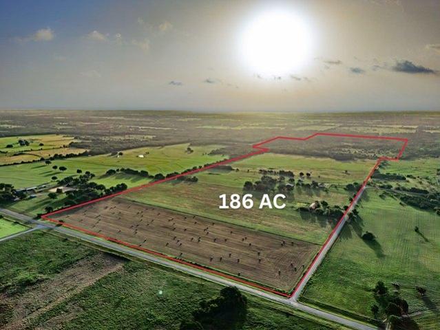 207 County Road 1750, Chico, TX 76431