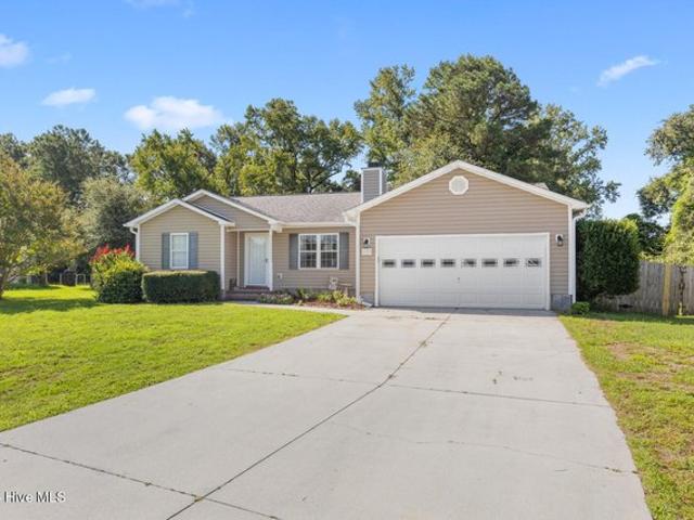 207 Concord Ln, Richlands, NC 28574