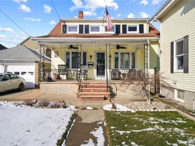 207 California Ave, Providence, RI 02905