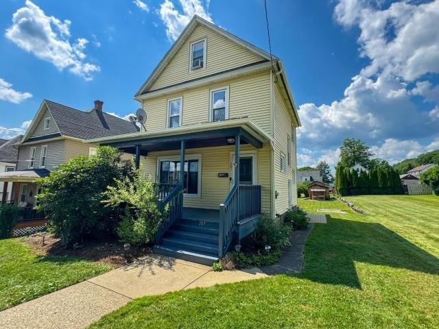 207 Central Ave, Warren, PA 16365