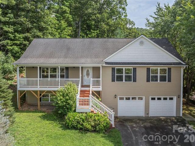 207 Christina Ct, Asheville, NC 28806