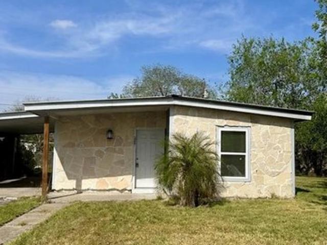 207 Adkins St, Harlingen, TX 78550
