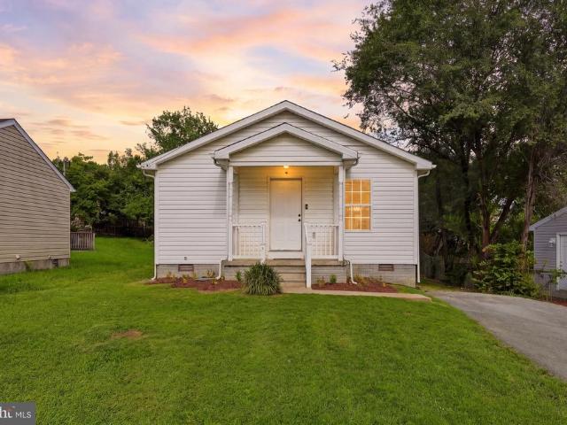 207 Arch Street