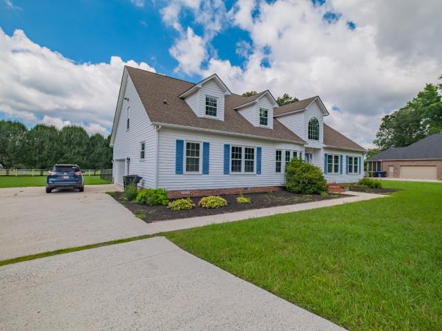 207 Ashley Court