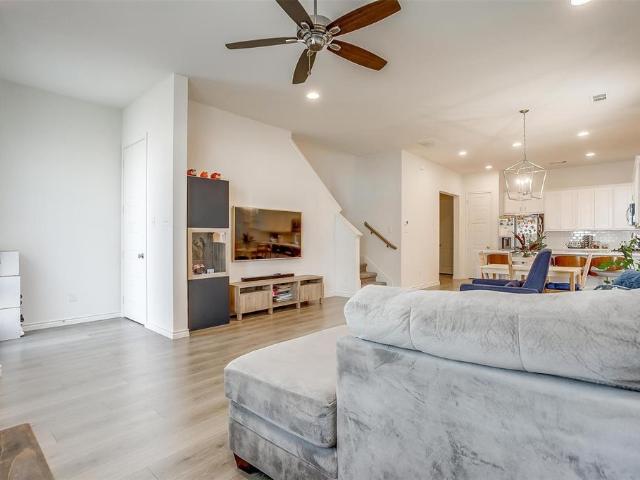 207 Athenia Drive