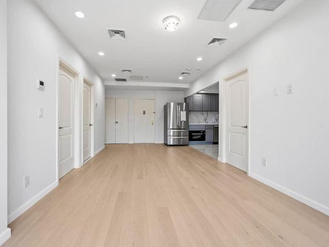 207 Bay 35th Street, Unit 3B