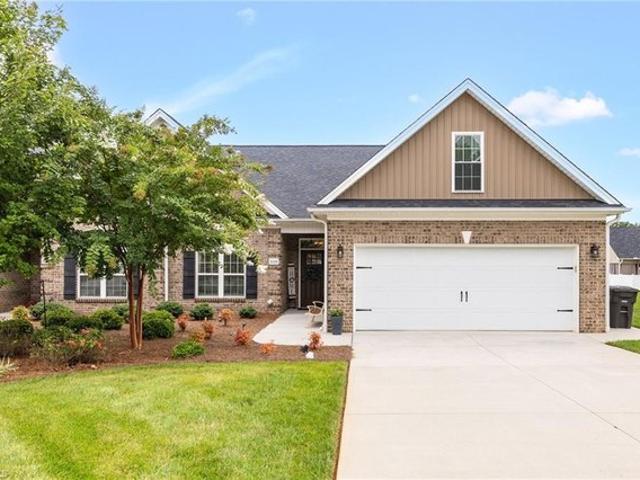 207 Birchwood Dr, Reidsville, NC 27320
