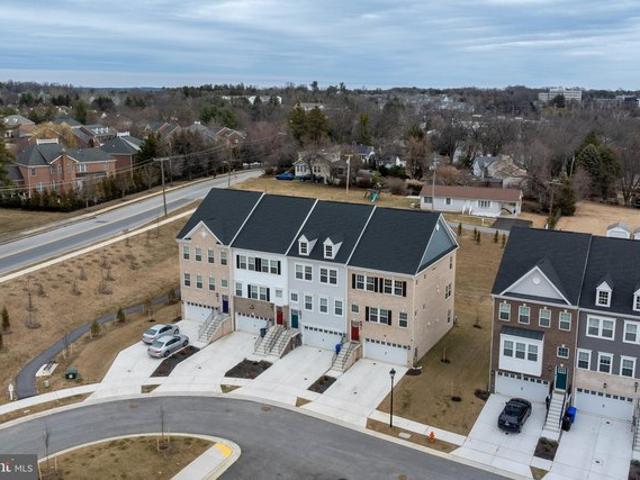 207 Birdie Ct, Pikesville, MD 21208