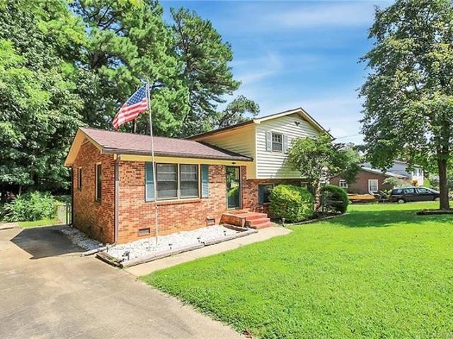 207 Buckskin Dr, Gastonia, NC 28052