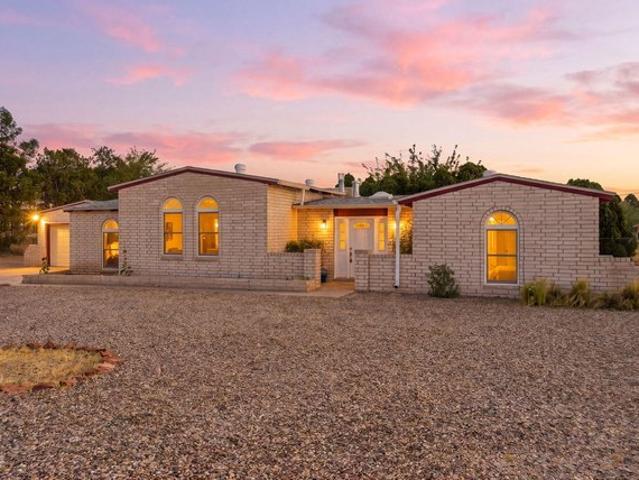 207 Goodman Ave, Rio Communities, NM 87002