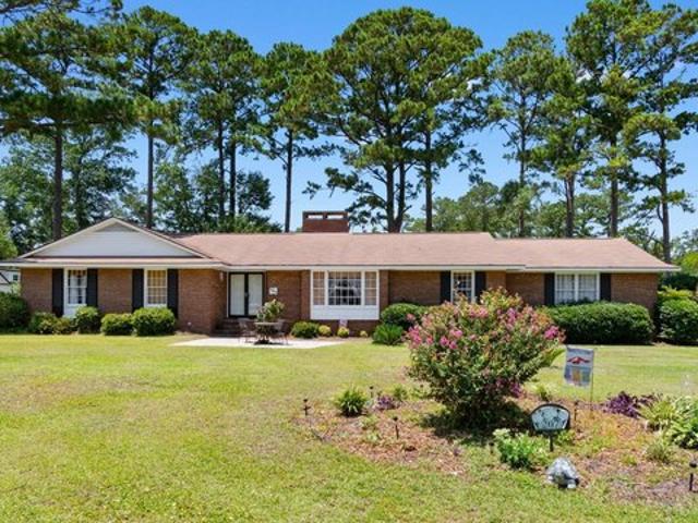 207 Green Lake Dr, Myrtle Beach, SC 29572