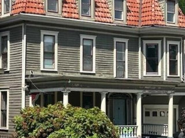 207 E Wheeling St, Lancaster, OH 43130