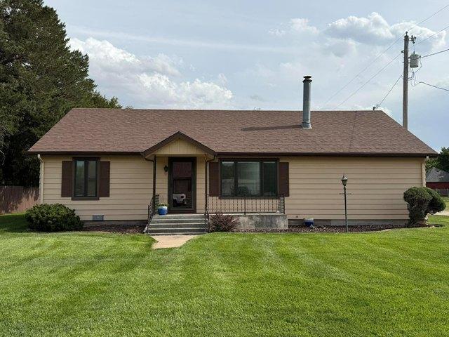 207 E Avenue B, Lewis, KS 67552