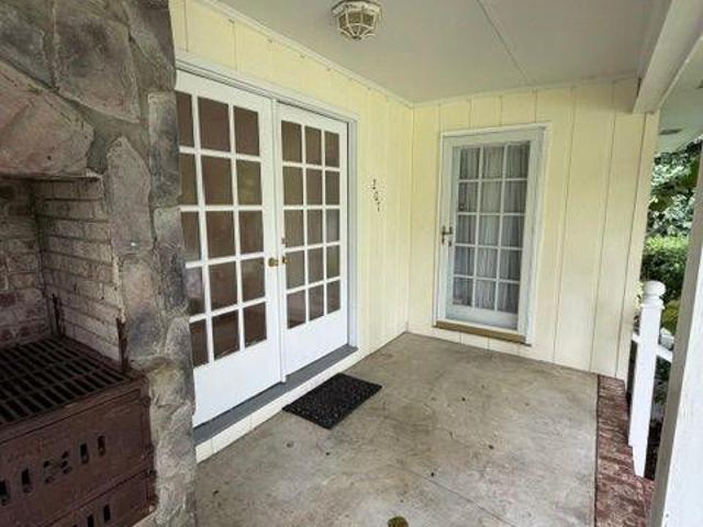 207 E Church Street