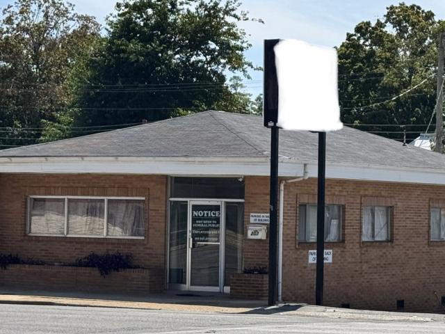 207 E Gaines St E