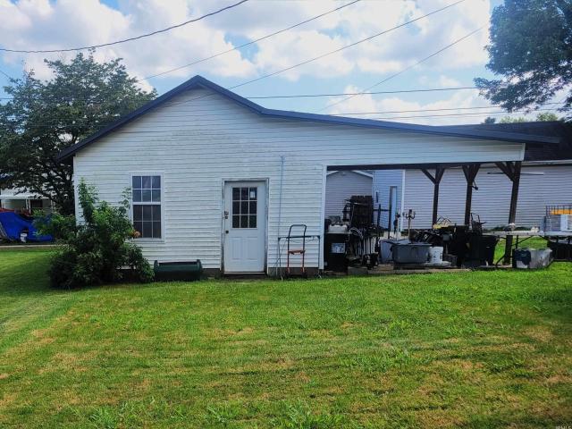 207 E George Street