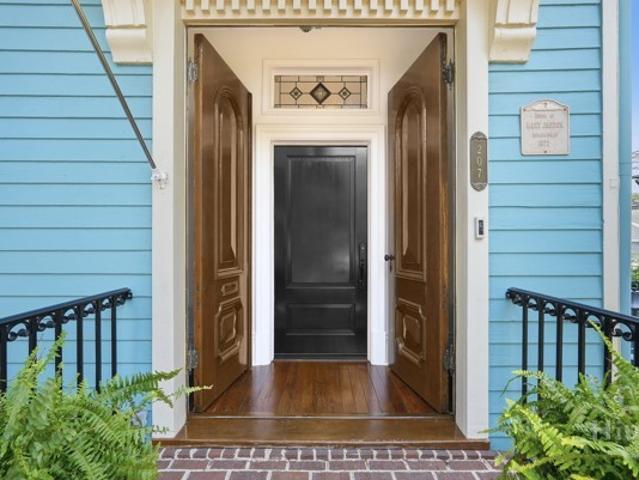 207 E Gwinnett Street