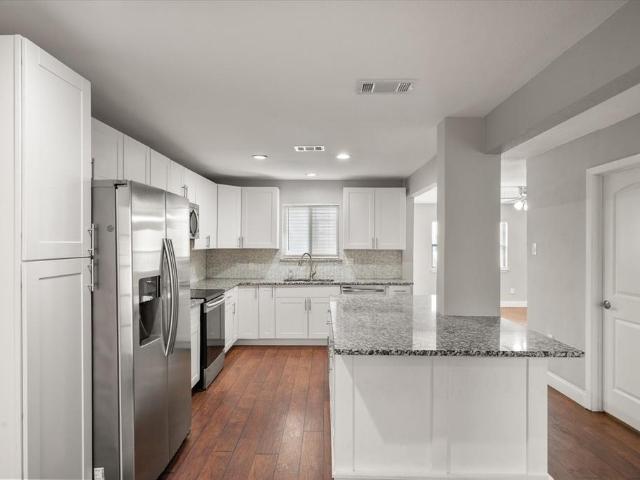 207 E Harwood Road # 10