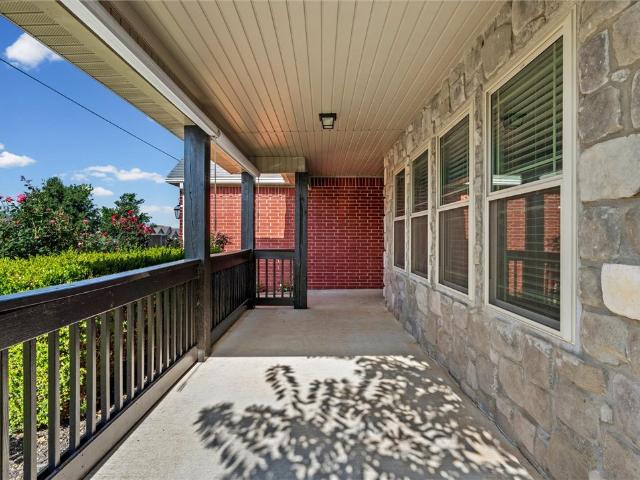 207 E Post Road