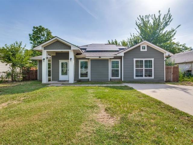 207 Ennis St, Waxahachie, TX 75165