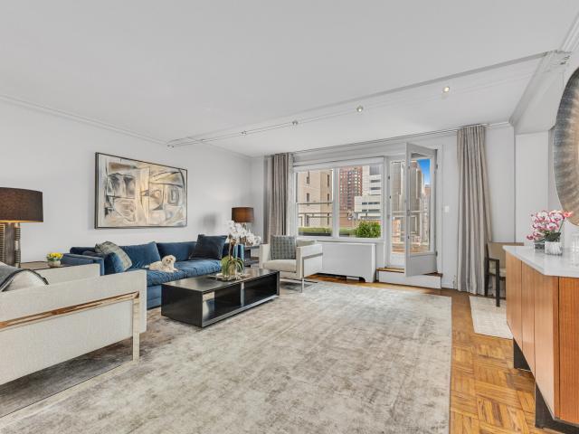 207 East 74th Street, New York, NY
