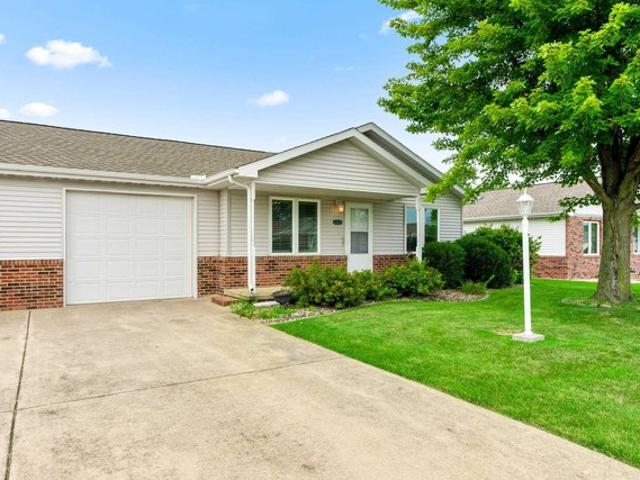 207 Easy St, Washington, IL 61571