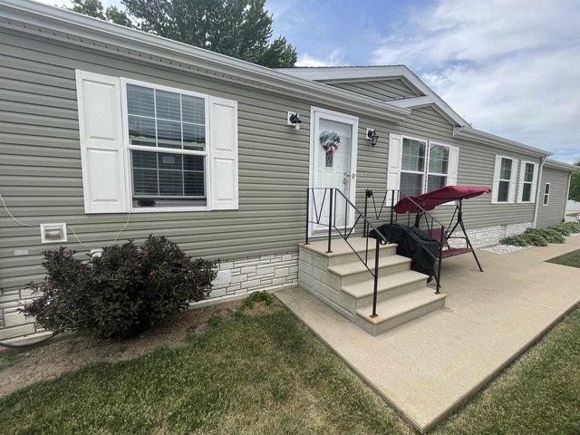207 Fox Ln, Belvidere, IL 61008