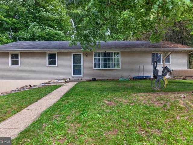 207 Forge Hill Rd, Wrightsville, PA 17368