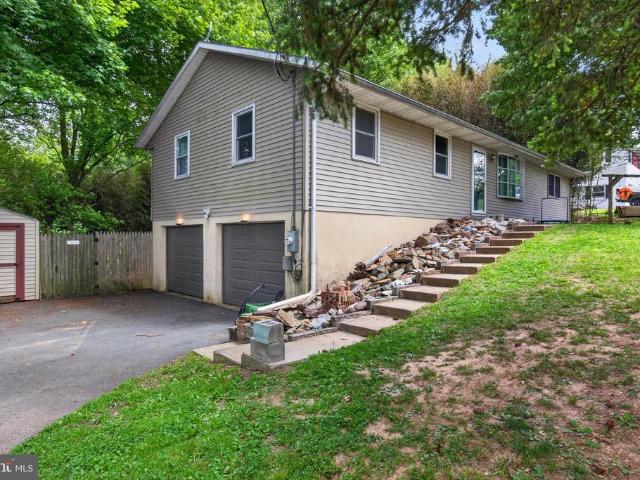 207 Forge Hill Road