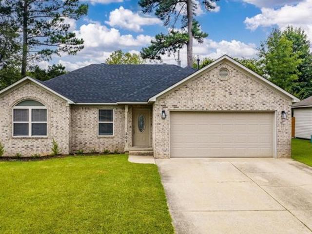 207 Franklin St, Jacksonville, AR 72076