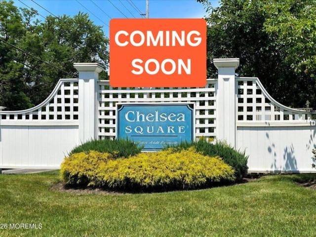 207 Knightsbridge Ln Unit 1207, Morganville, NJ 07751