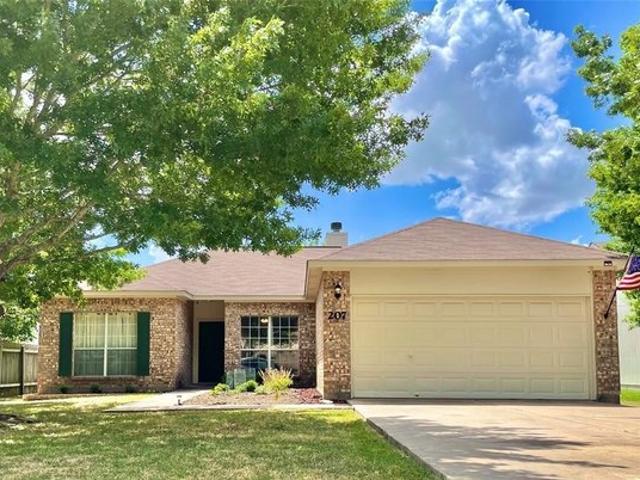 207 Kates Way, Hutto, TX 78634
