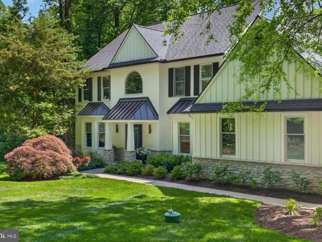 207 Kathleen Way