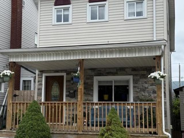 207 Howard Ave, Altoona, PA 16601