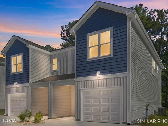 207 Holly Sands Loop, Holly Ridge, NC 28445