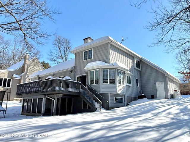 207 Hawks Nest Road