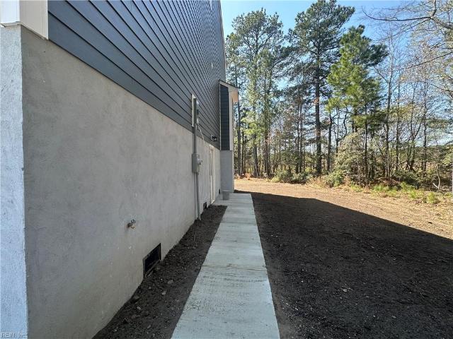 207 Hall RD