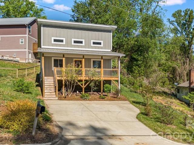 207 Hanover St, Asheville, NC 28806