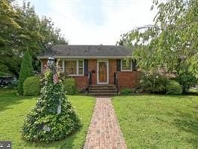 207 Harmony Rd, Gibbstown, NJ 08027